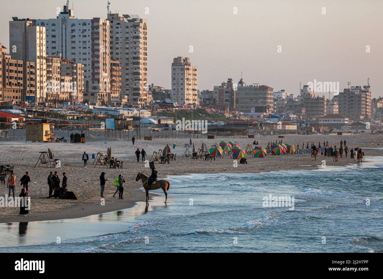 Palestinians fun sea hi-res stock photography and images - Alamy
