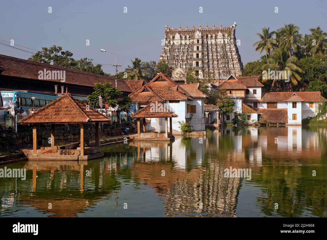 Anantha Padmanabha swamy Temple at Trivandrum or Thriuvananthapuram ...