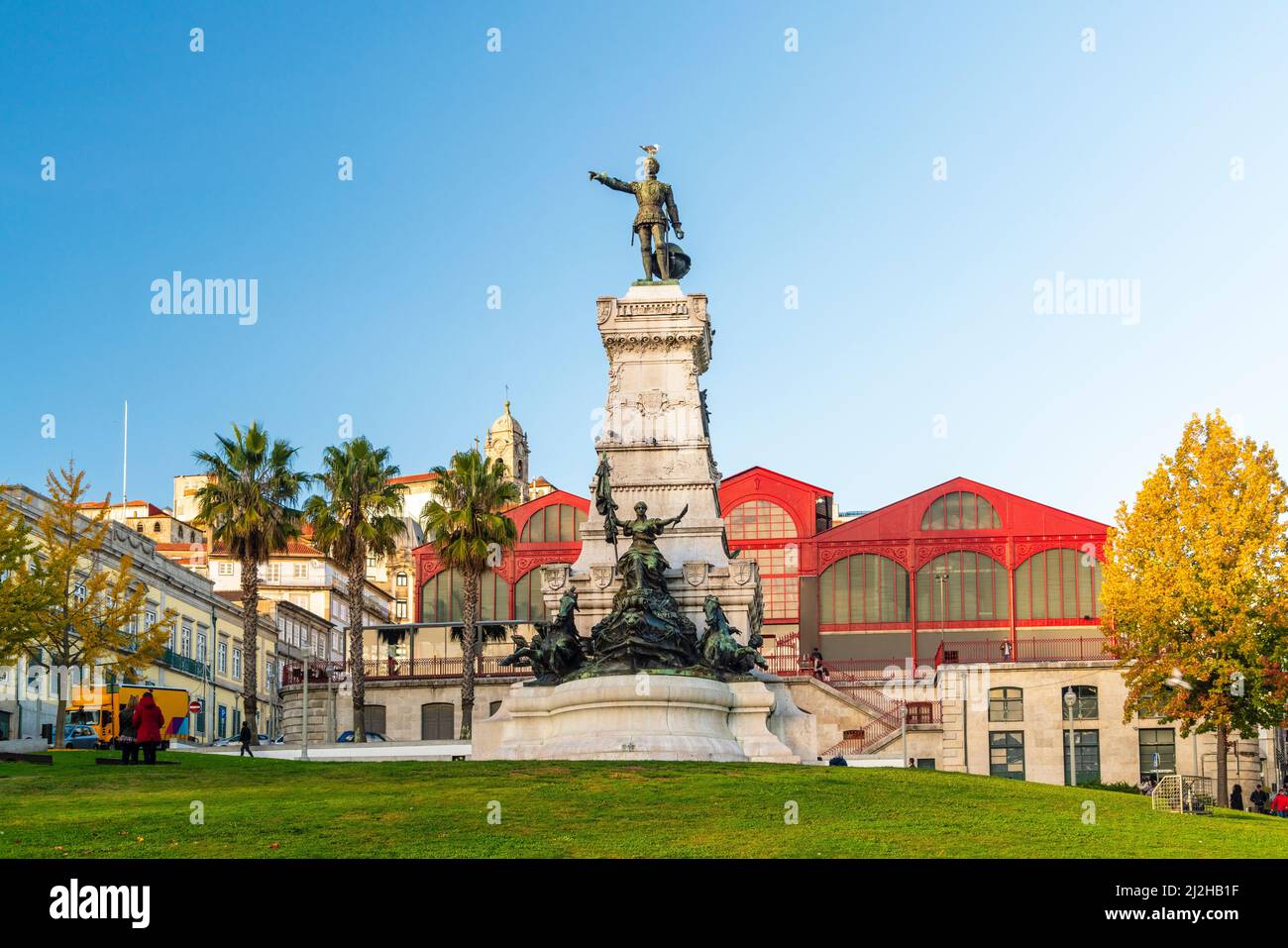 Portugal, Porto, Statue of Prince Henry the Navigator Stock Photo - Alamy