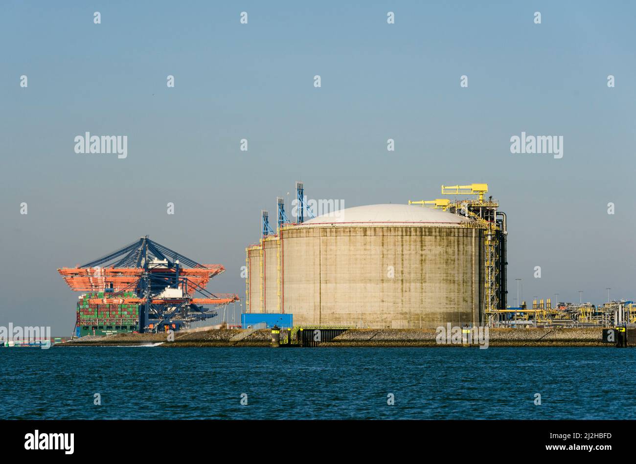 Container terminal gate hi-res stock photography and images - Alamy