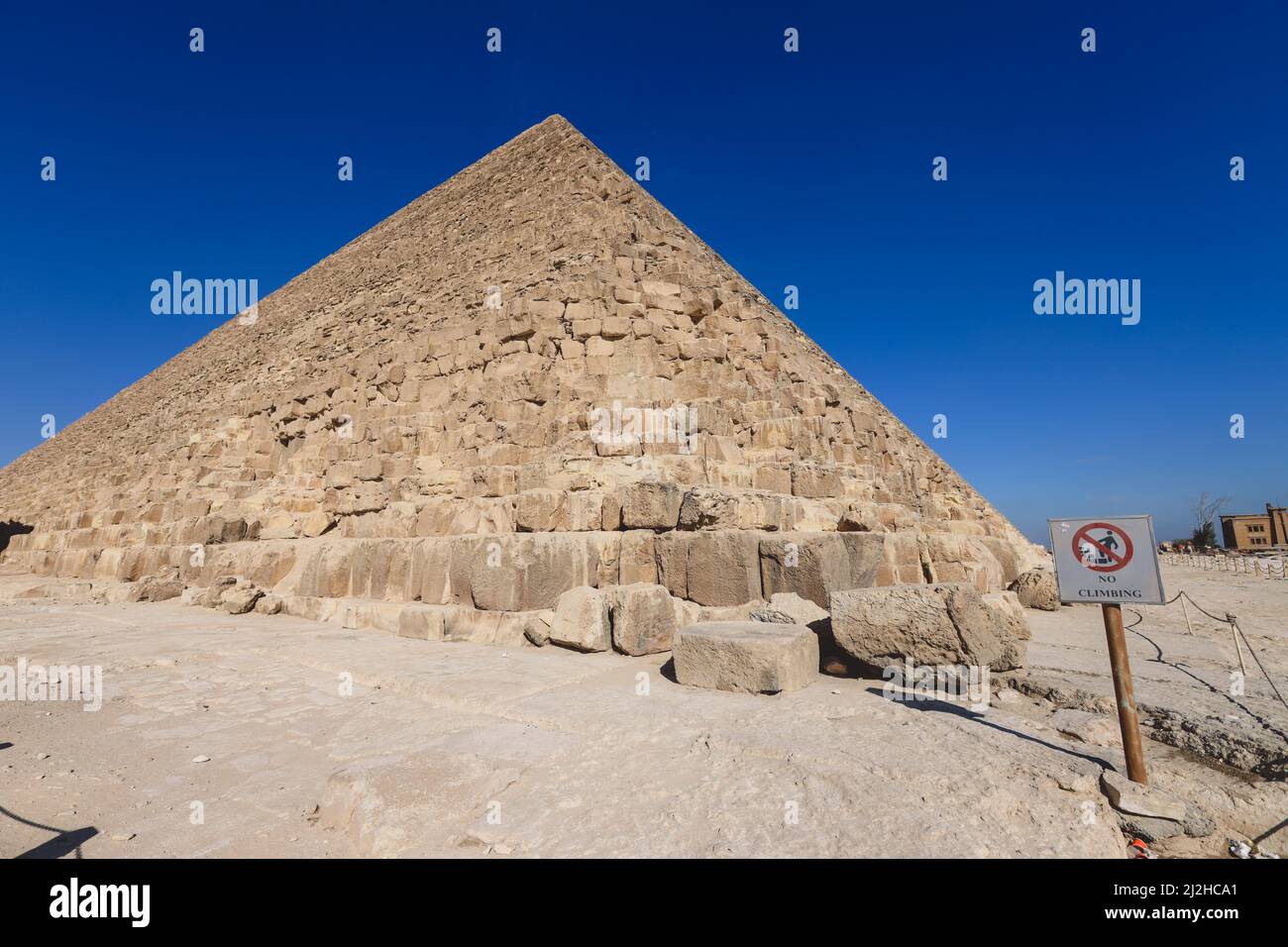 Natural View to the Great Pyramid of Giza under Blue Sky and Day Light ...