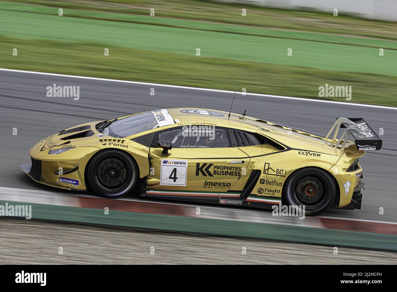 Lamborghini huracan super trofeo gt3 evo hi-res stock photography and ...
