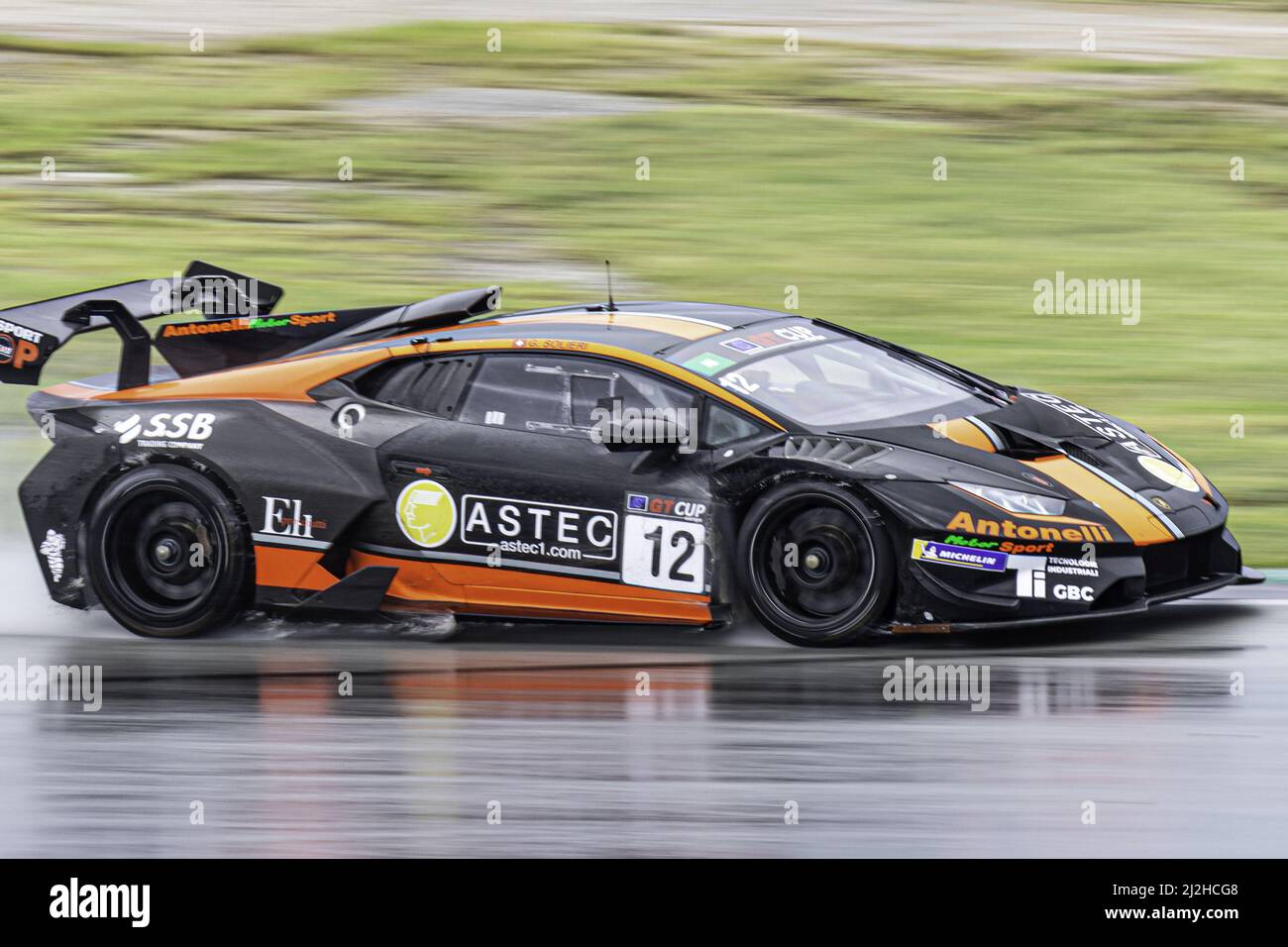 Lamborghini huracan super trofeo gt3 evo hi-res stock photography and ...