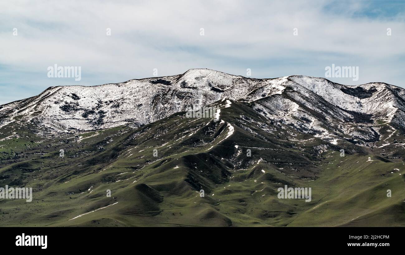 Melting snow on highland mountain hi-res stock photography and images ...