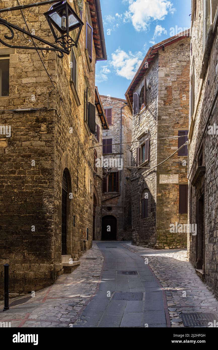 A scenic alley in Todi historic center, Umbria region, Italy Stock Photo - Alamy