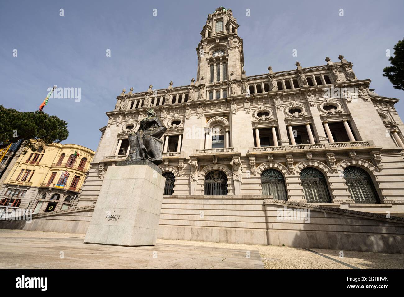 Porto, Portugal. March 2022. view of the facade of the town hall ...