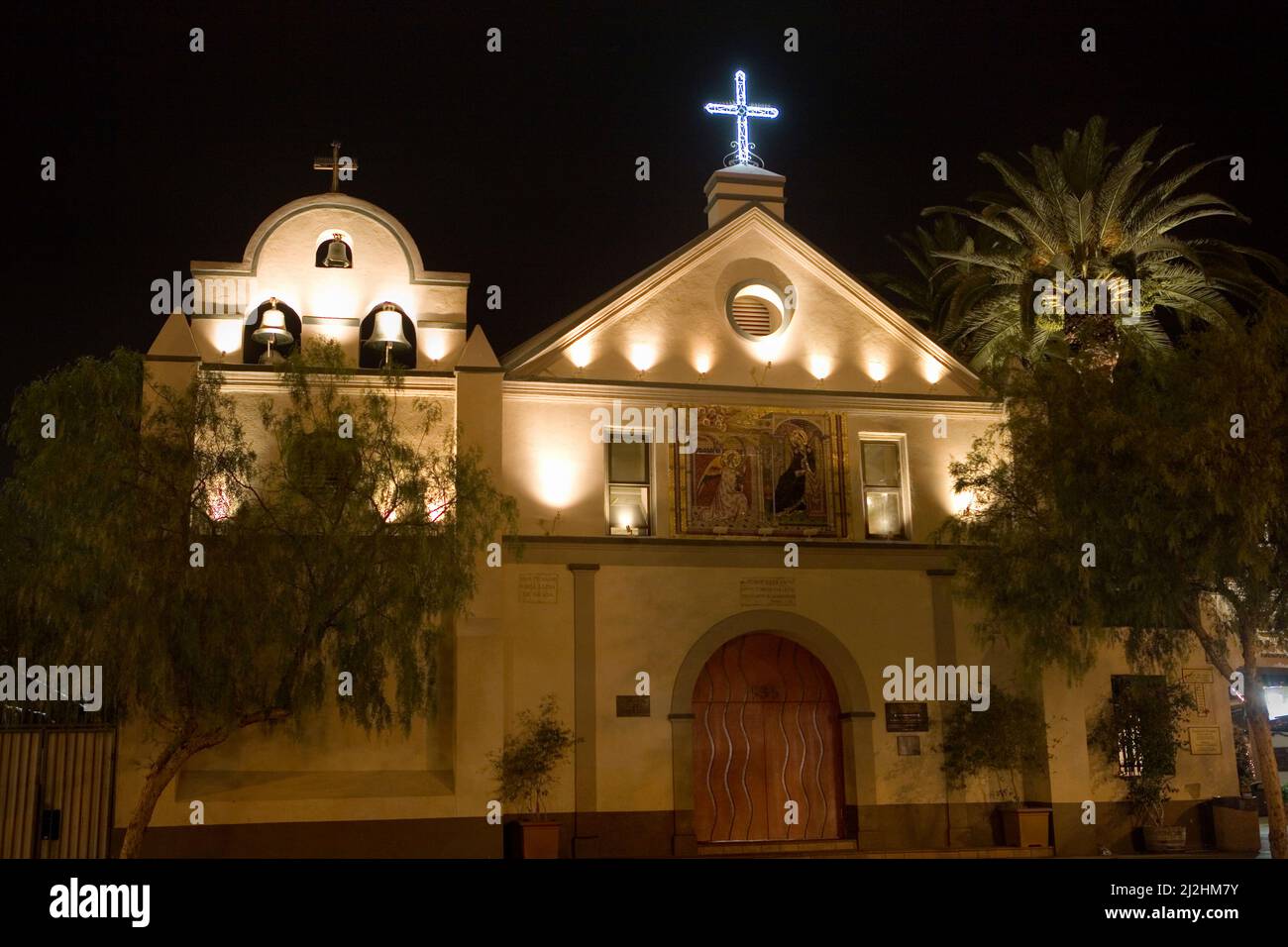 Church on Christmas Eve Las Posadas, Olivera St. CA Stock Photo - Alamy