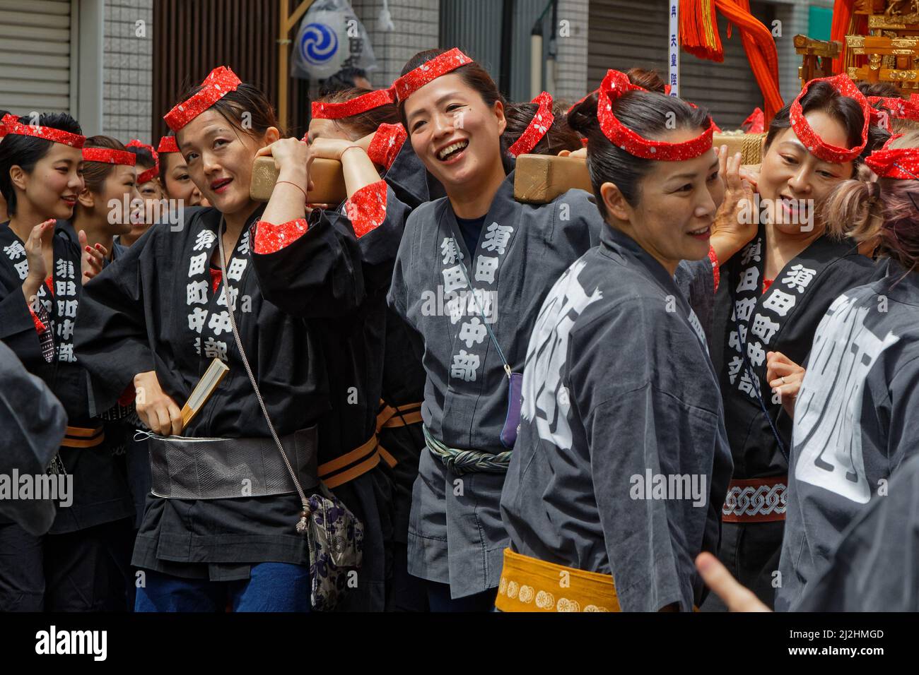 Mikoshi a tokyo hi-res stock photography and images - Alamy