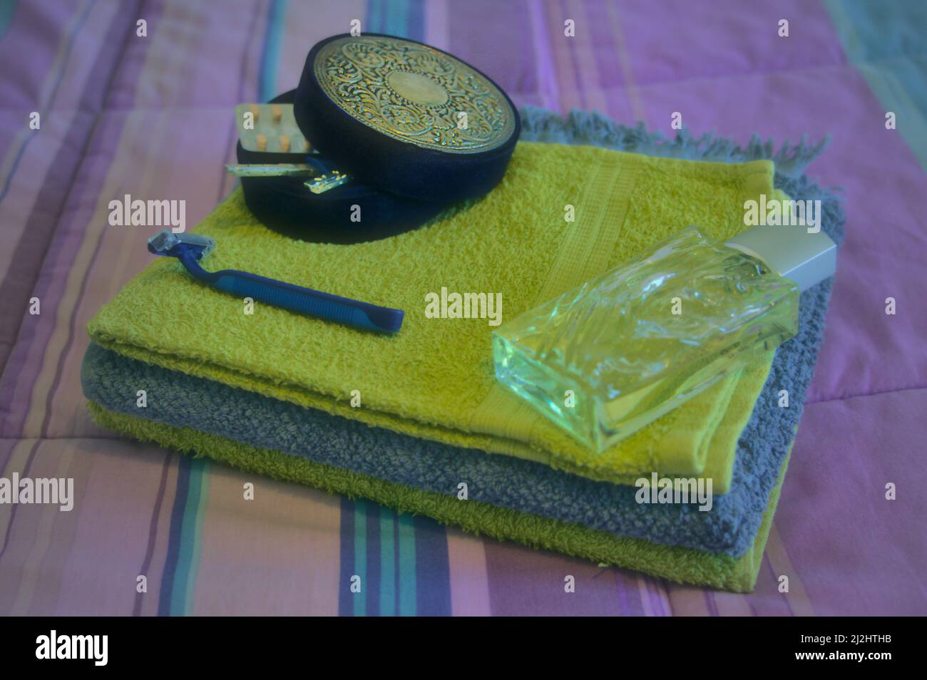 Easy bathroom hi-res stock photography and images - Alamy