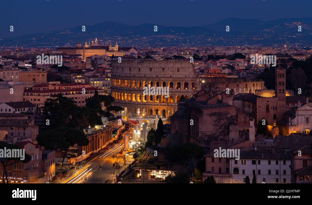 A picture of the Colosseum in the evening Stock Photo - Alamy