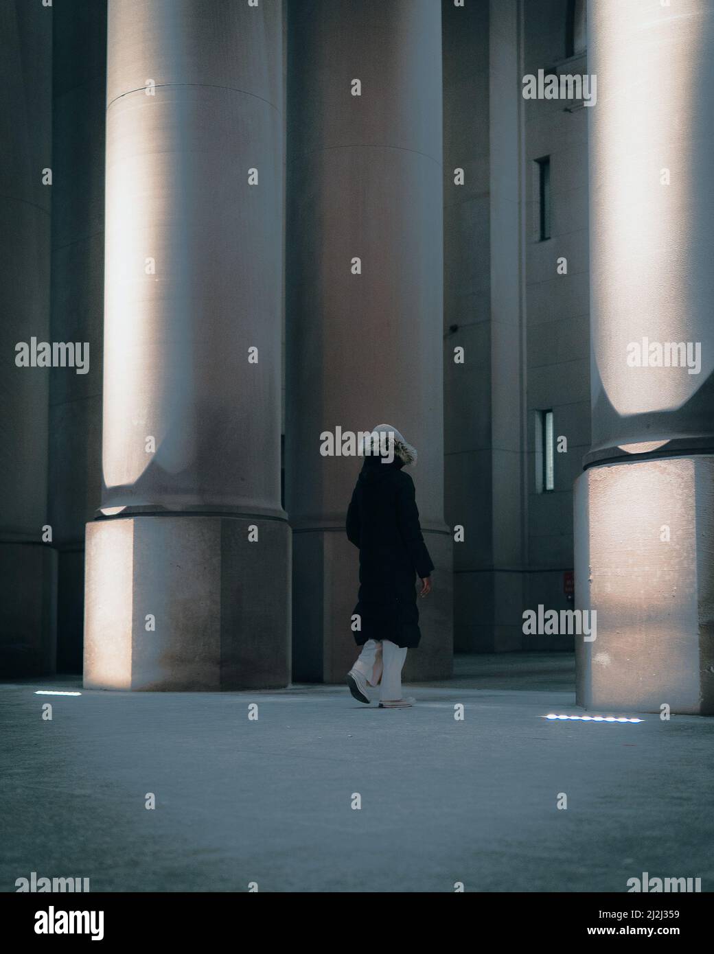 Narrow street toronto hi-res stock photography and images - Alamy