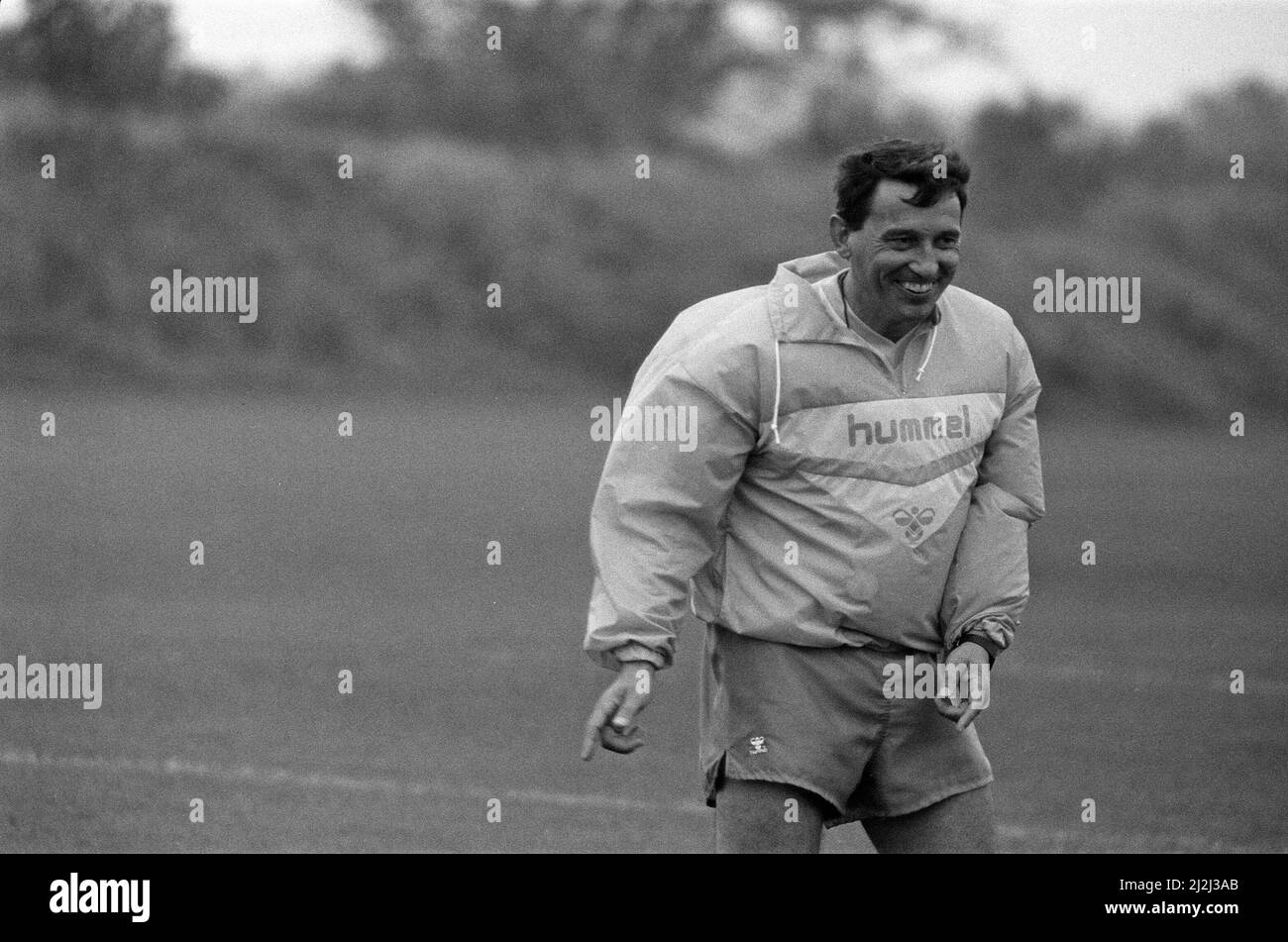 Aston villa manager graham taylor hi-res stock photography and images ...