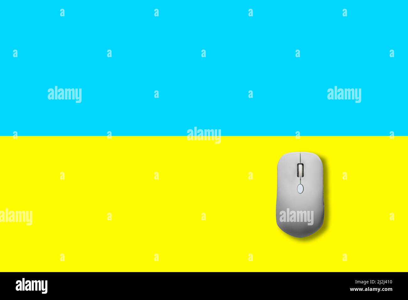 Realistic mesh mouse illustration on the background of the flag of ...