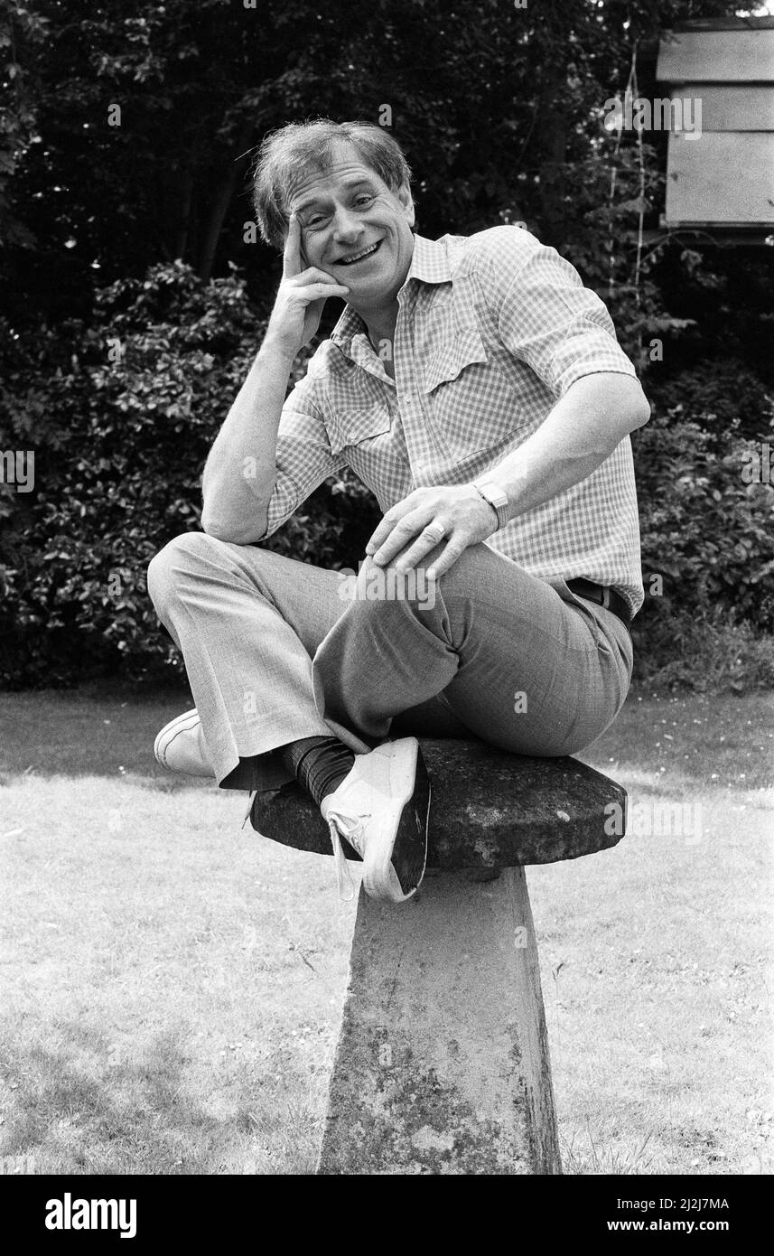 TV presenter Johnny Ball. 6th August 1987 Stock Photo - Alamy