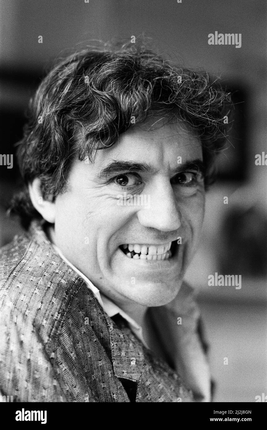 Comedian and actor Terry Jones. 31st March 1987 Stock Photo - Alamy