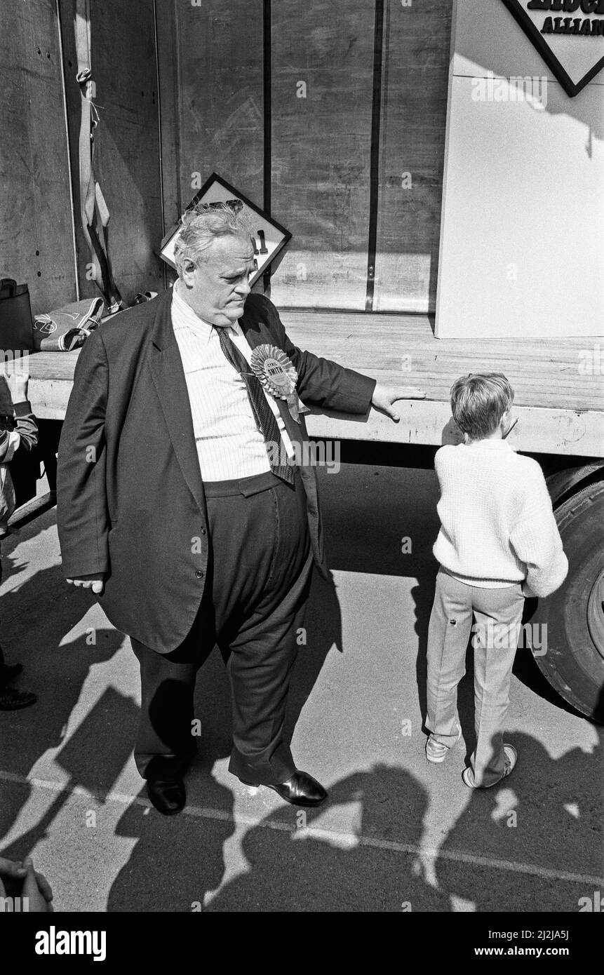 Mp cyril smith hi-res stock photography and images - Alamy