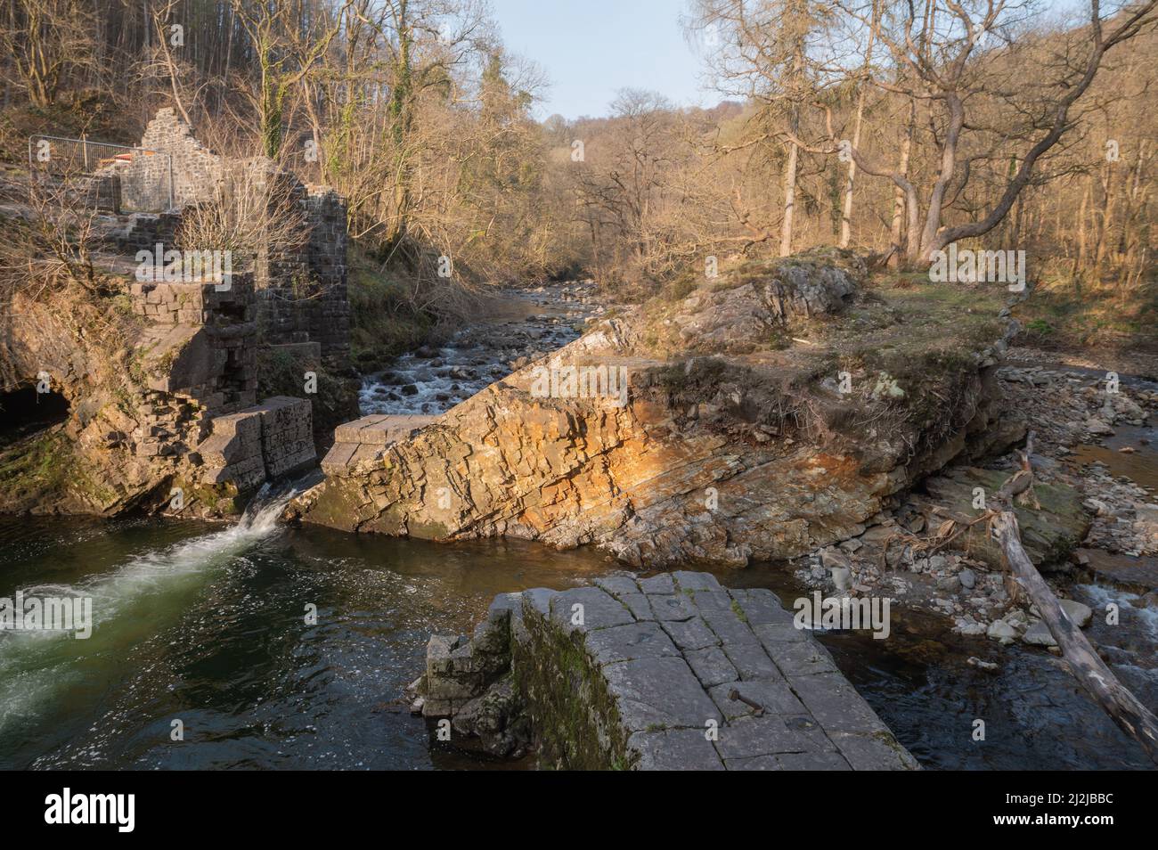 Gunpodwder works hi-res stock photography and images - Alamy