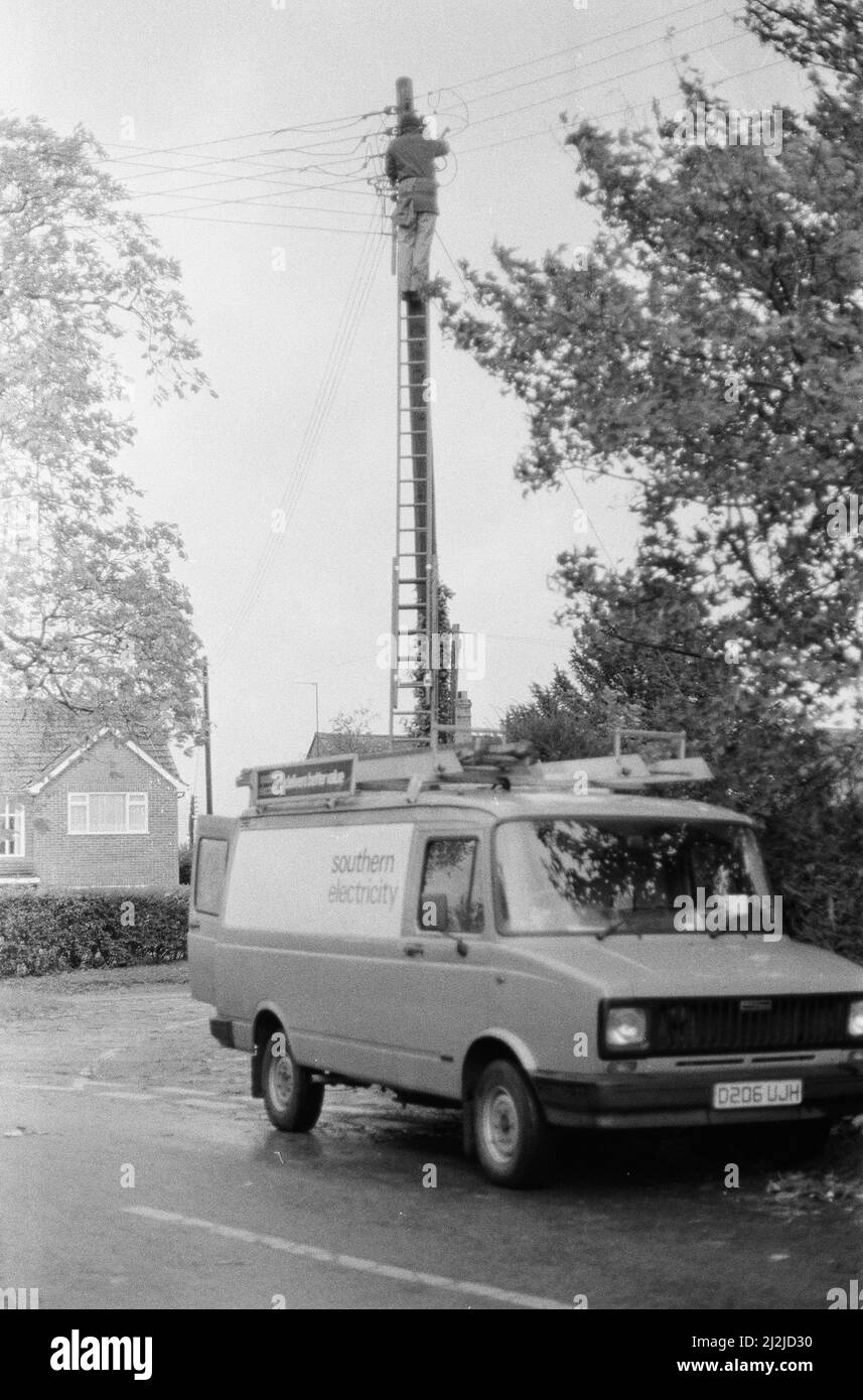 The great storm 1987 uk Black and White Stock Photos & Images - Alamy