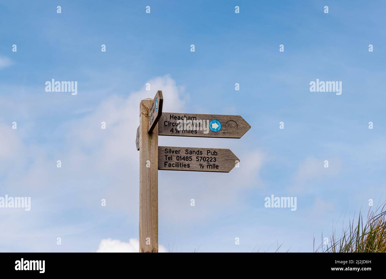 Wooden fingerpost pointing to Heacham Circular Walk and Silver Sands ...