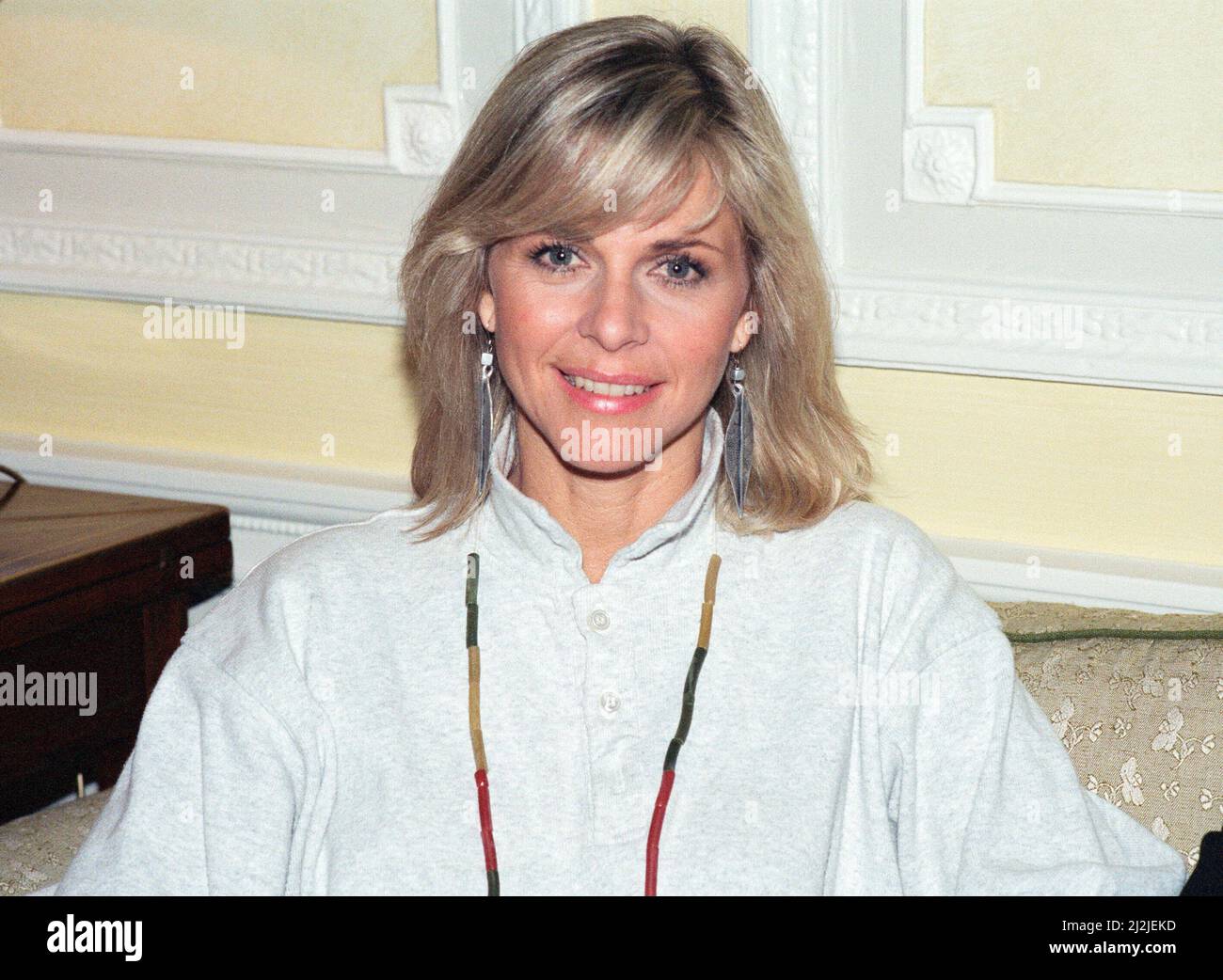 Lindsay wagner hi-res stock photography and images - Alamy