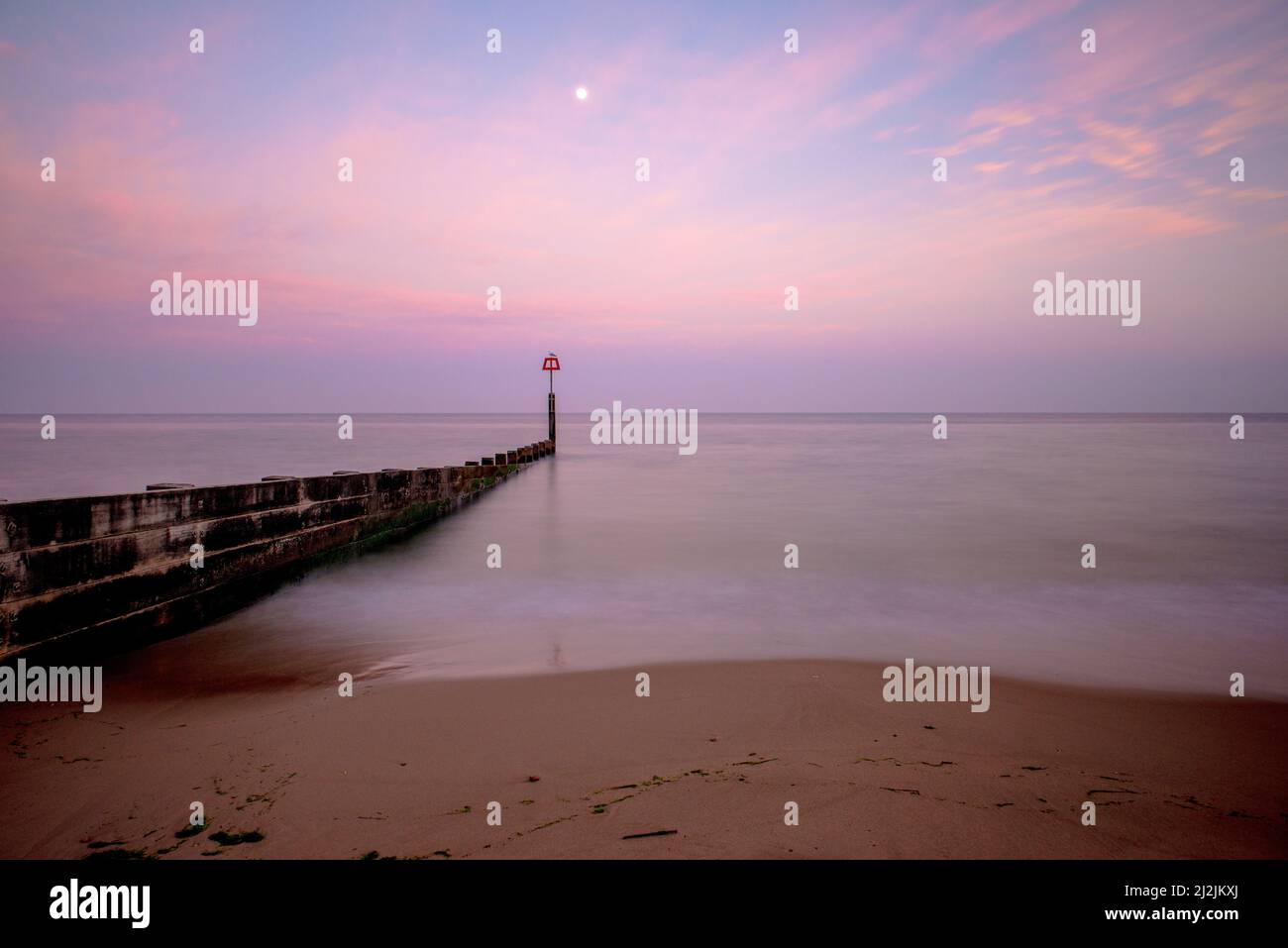 Sunset bournemouth beach hi-res stock photography and images - Alamy