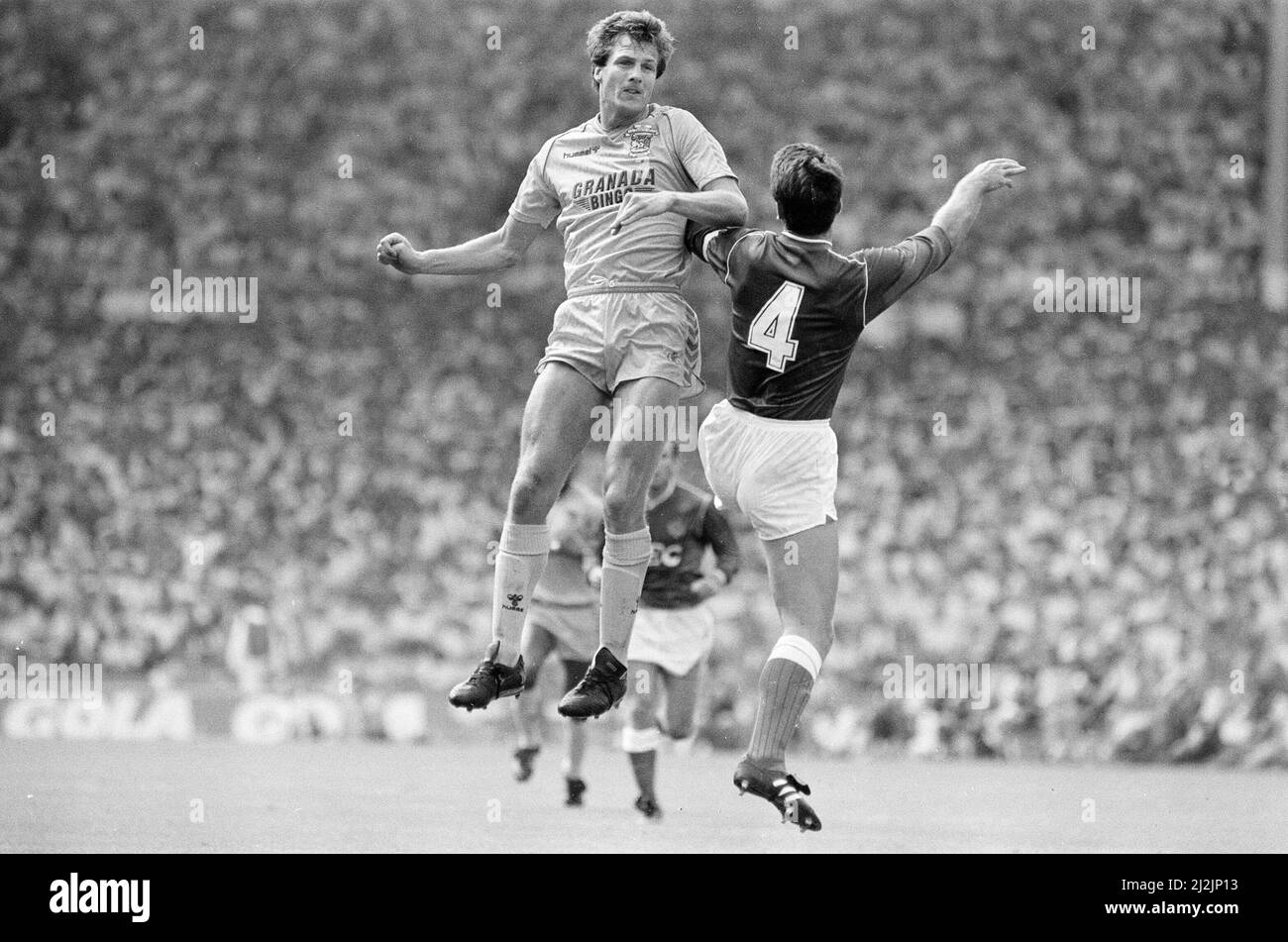 Everton 1-0 Coventry, Charity Shield football match at Wembley Stadium ...