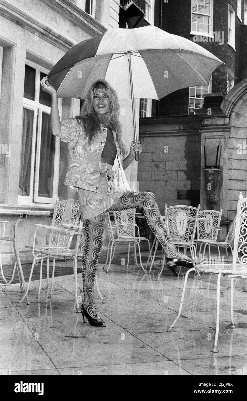 Mandy smith Black and White Stock Photos & Images - Alamy