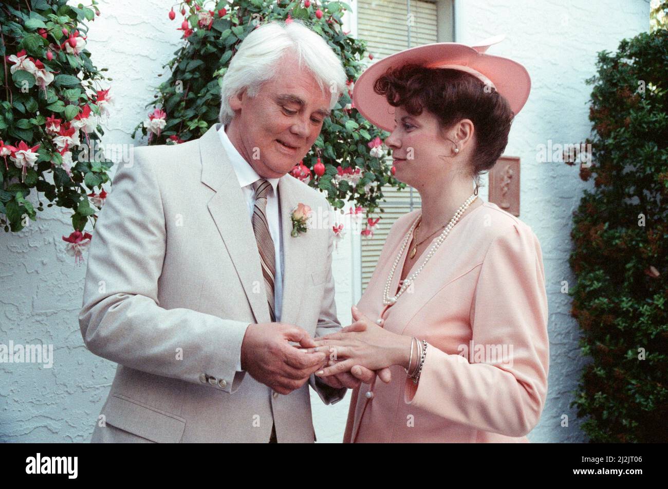 Actor Tony Booth and Nancy Jaeger at their wedding in the Jaeger family ...