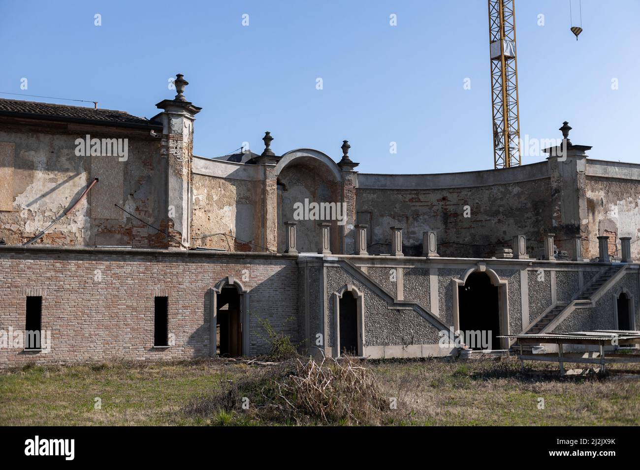 a large ancient arch of a beautiful castle in italy Stock Photo - Alamy