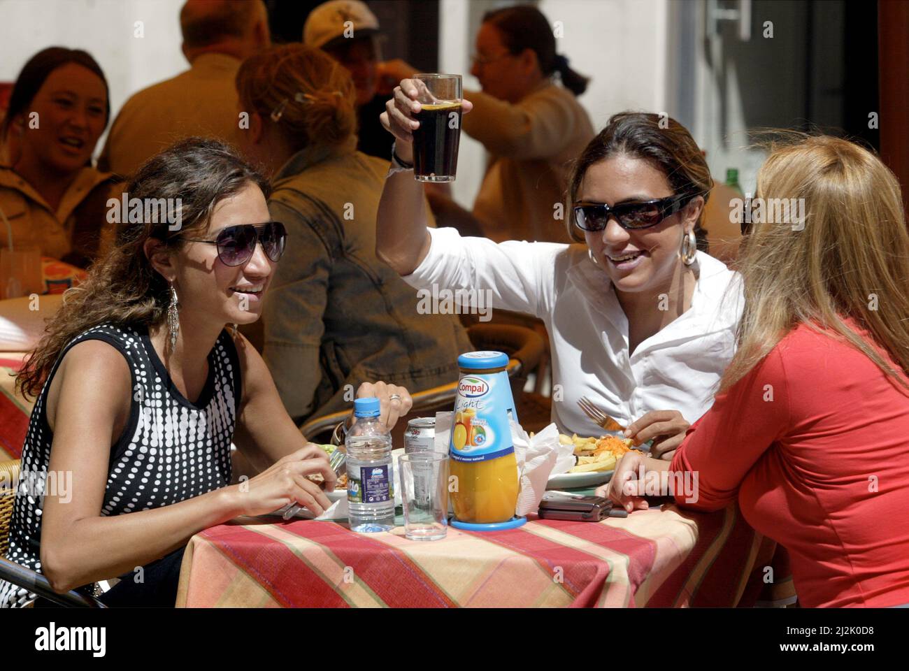Daily life, Lisboa, Portugal. People on an outdoor restarant Stock ...