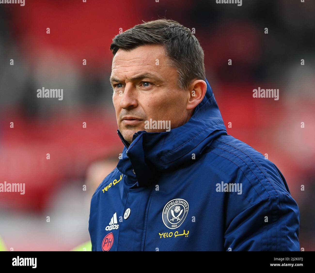 Paul Heckingbottom manager of Sheffield United looks dejected at the ...