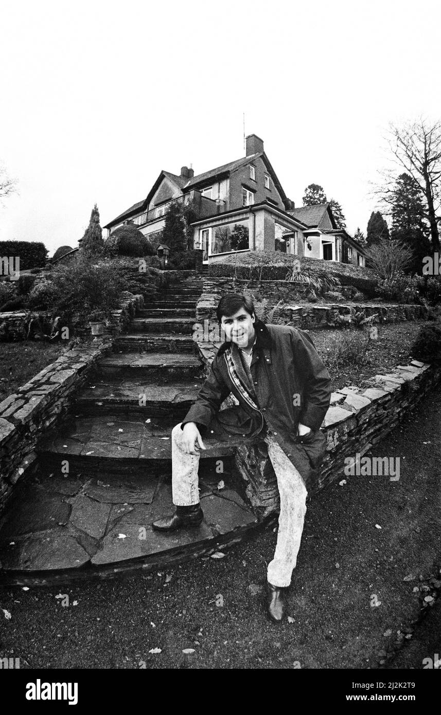 Snooker player Tony Knowles at his house near Lake Windermere in the ...
