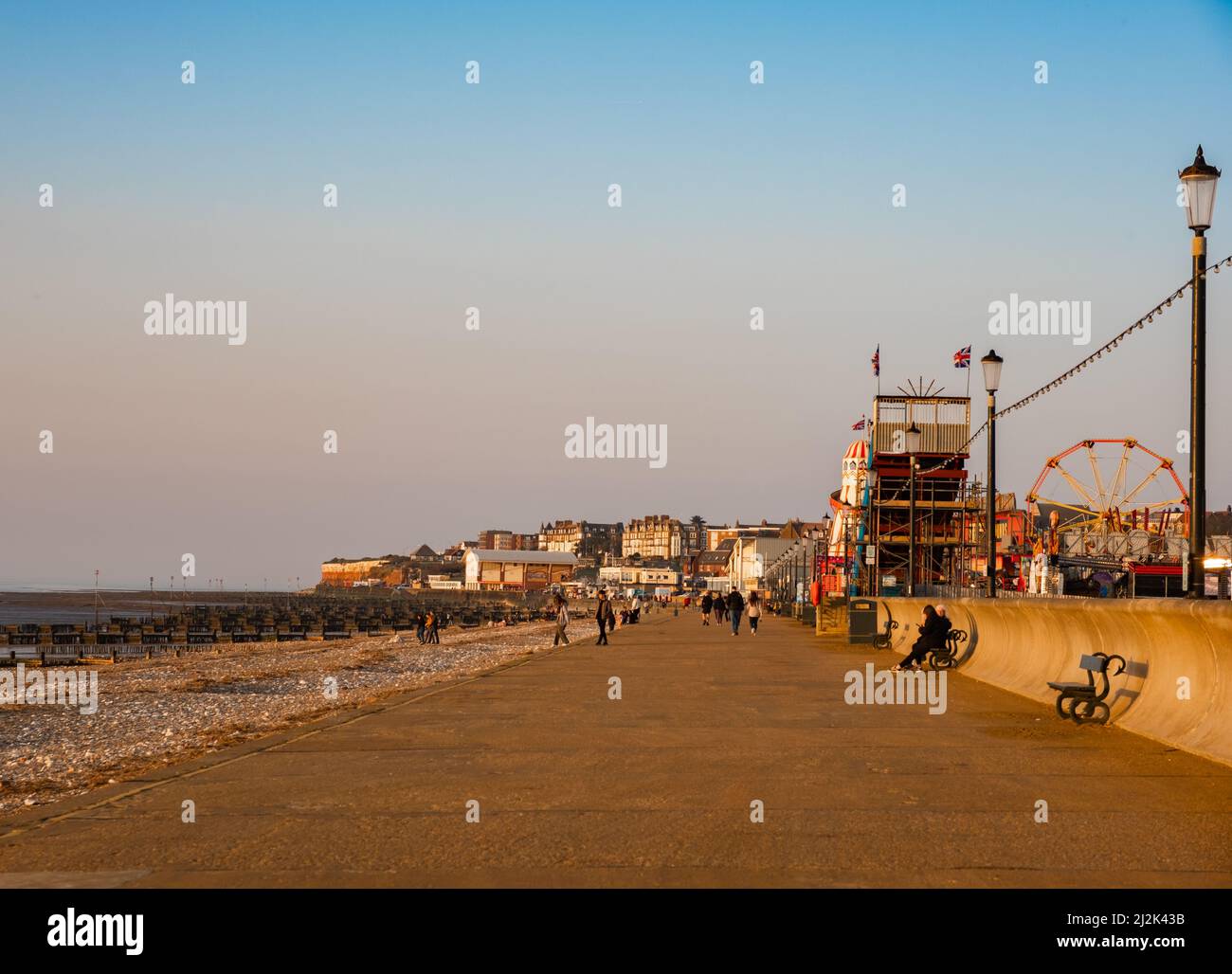 Walk along Hunstanton promenade late afternoon as the sun starts to set ...