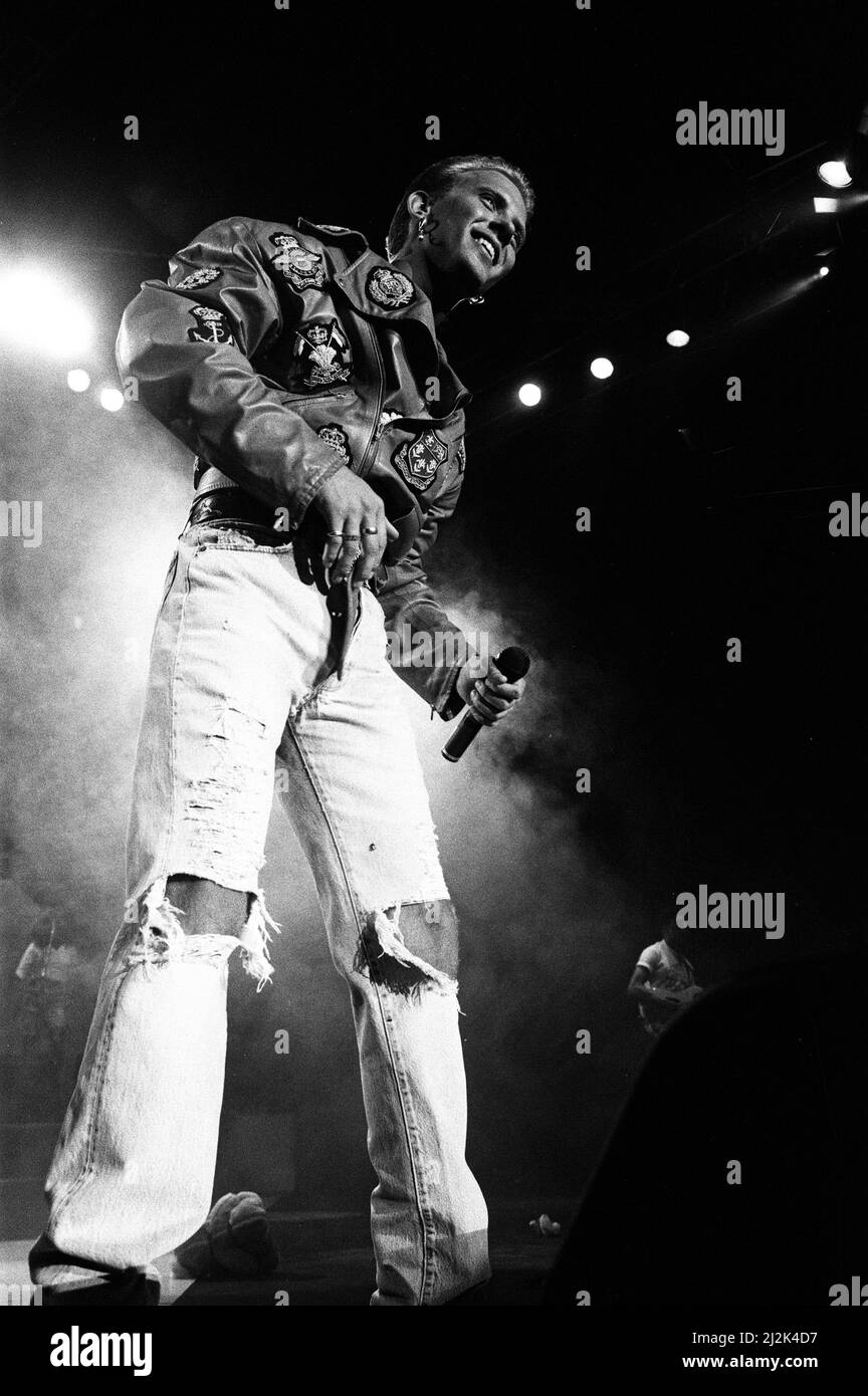 Bros concert at the NEC, Birmingham. 19th December 1988 Stock Photo - Alamy