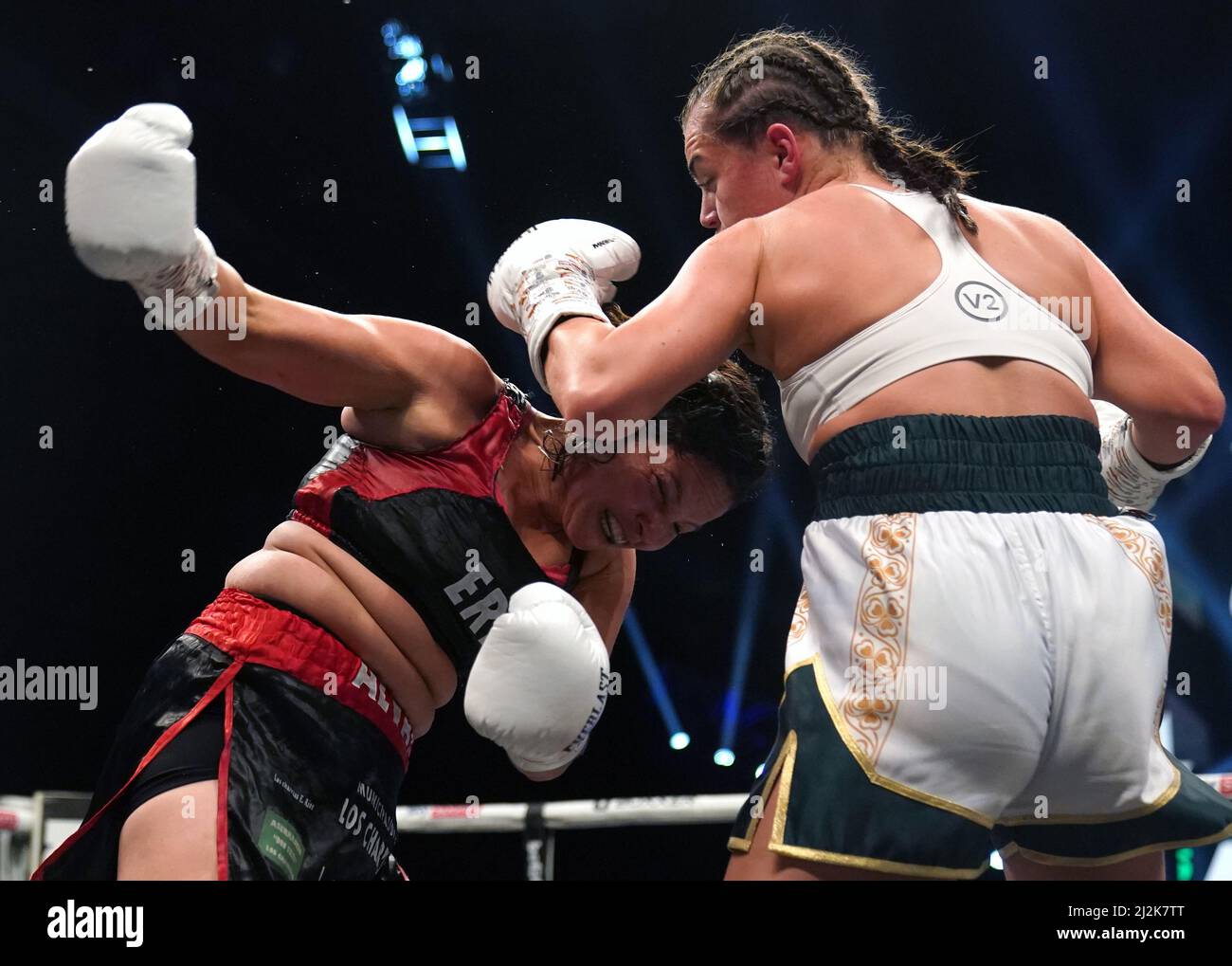 Erica Alvarez (left) and Georgia O'Connor in the super welter weight ...