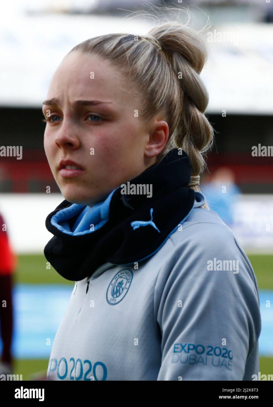 DAGENHAM, ENGLAND - APRIL 02: Ellie Roebuck of Manchester City WFC ...