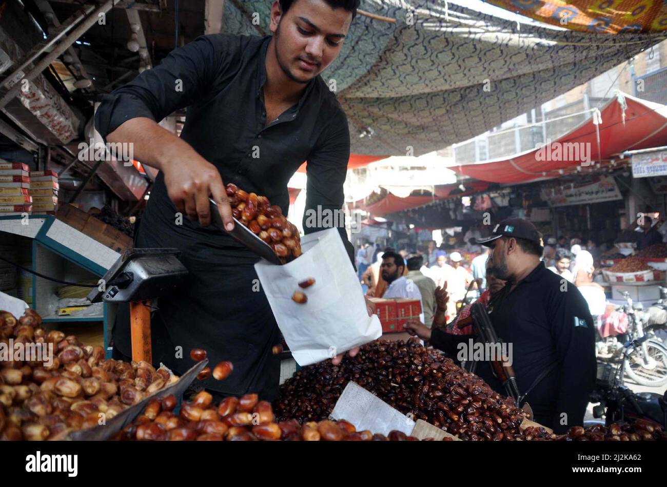 Dates are being selling on roadside stall as a demand of Dates increase ...