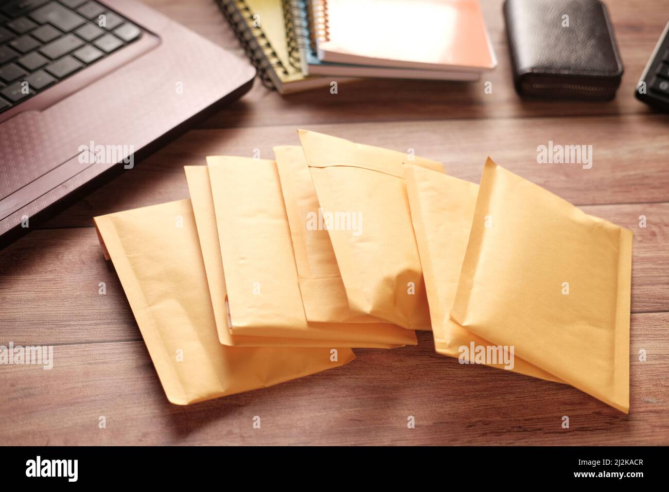 Envelope on table hi-res stock photography and images - Alamy