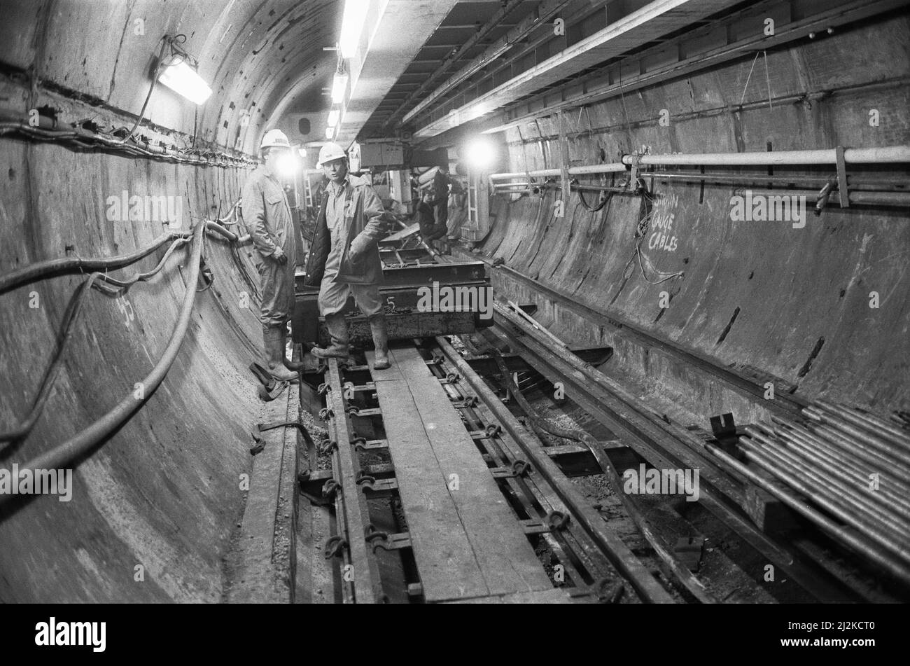 Channel Tunnel Construction 28th November 1987.Construction workers in ...