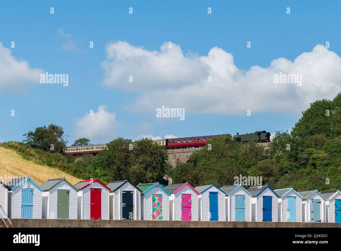 Railway carriage house on the beach hi-res stock photography and images ...