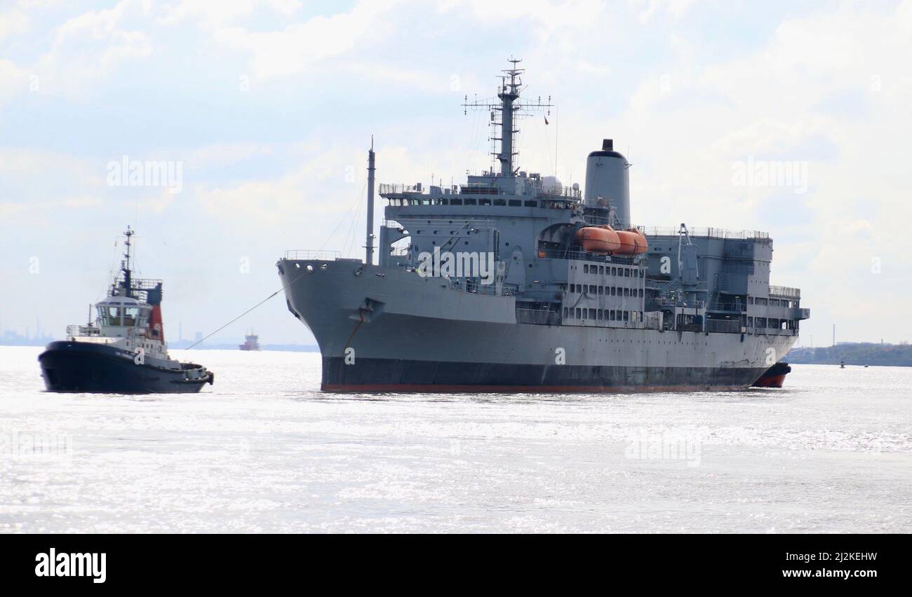 Ex RFA Fort Austin leaving Birkenhead docks onto Cammel lairds Stock ...