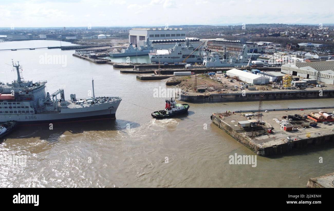 Ex RFA Fort Austin leaving Birkenhead docks onto Cammel lairds Stock ...