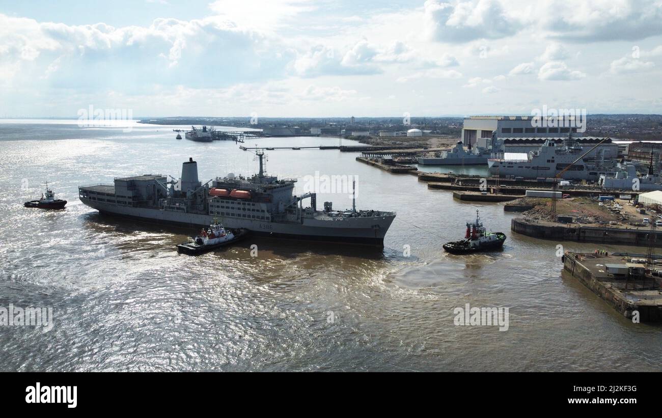 Ex RFA Fort Austin leaving Birkenhead docks onto Cammel lairds Stock ...