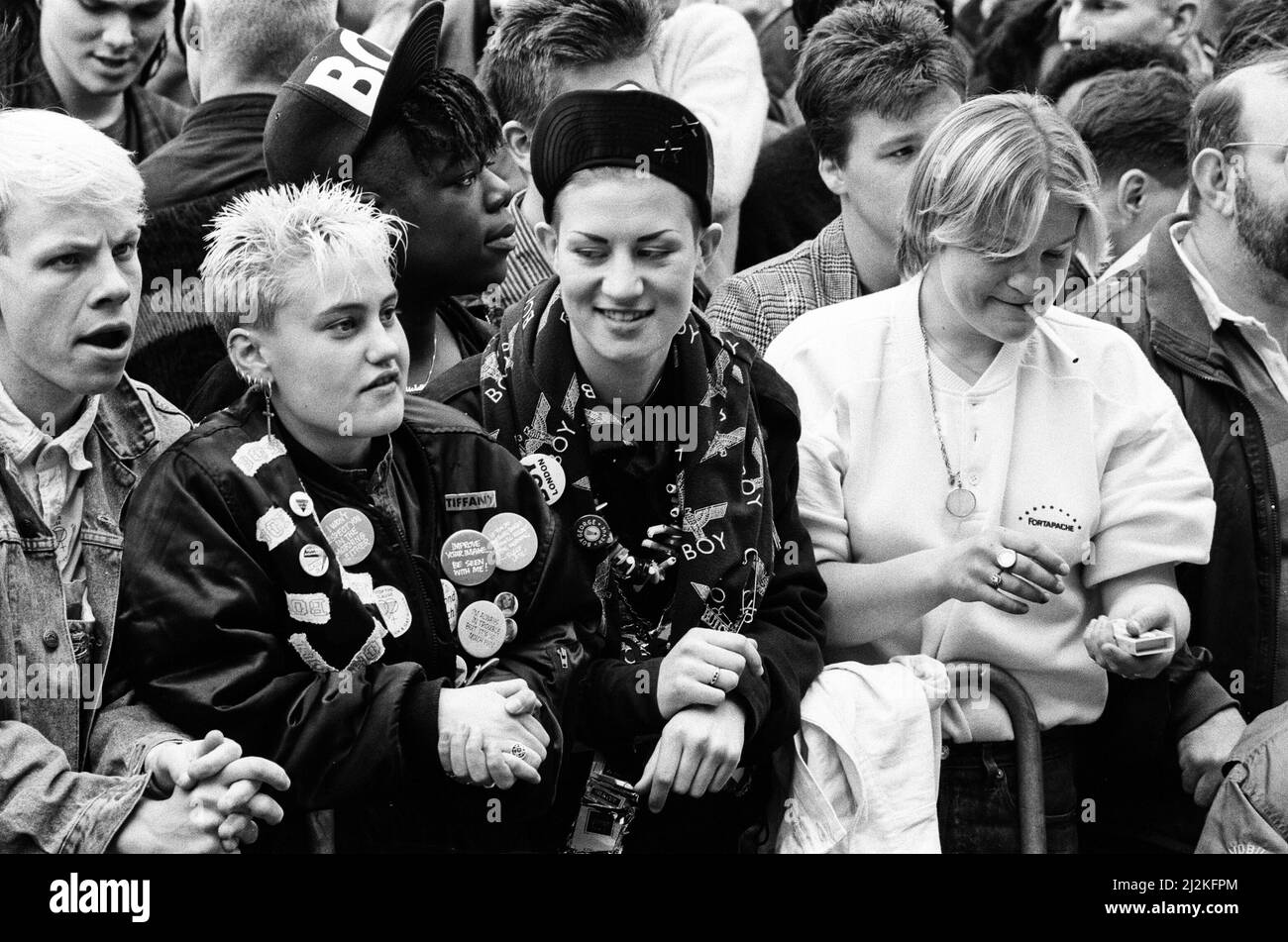 Gay rights protest 1980s hi-res stock photography and images - Alamy