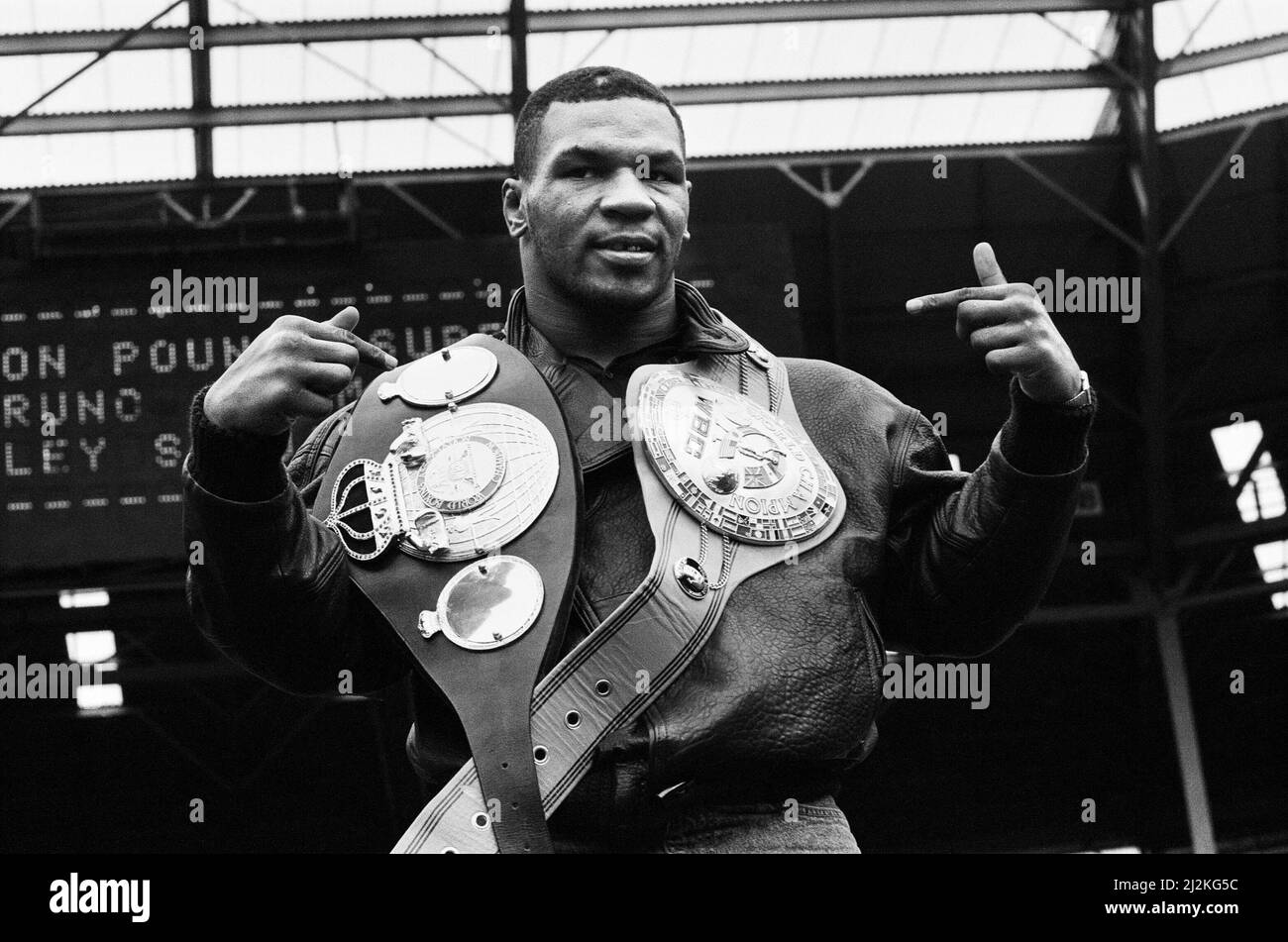 Mike Tyson in London to see Frank Bruno against James "Quick" Tillis ...