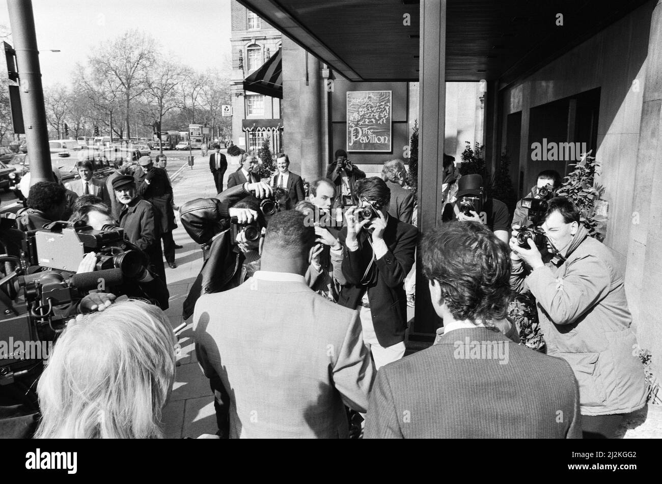 Mike Tyson in London to see Frank Bruno against James "Quick" Tillis ...