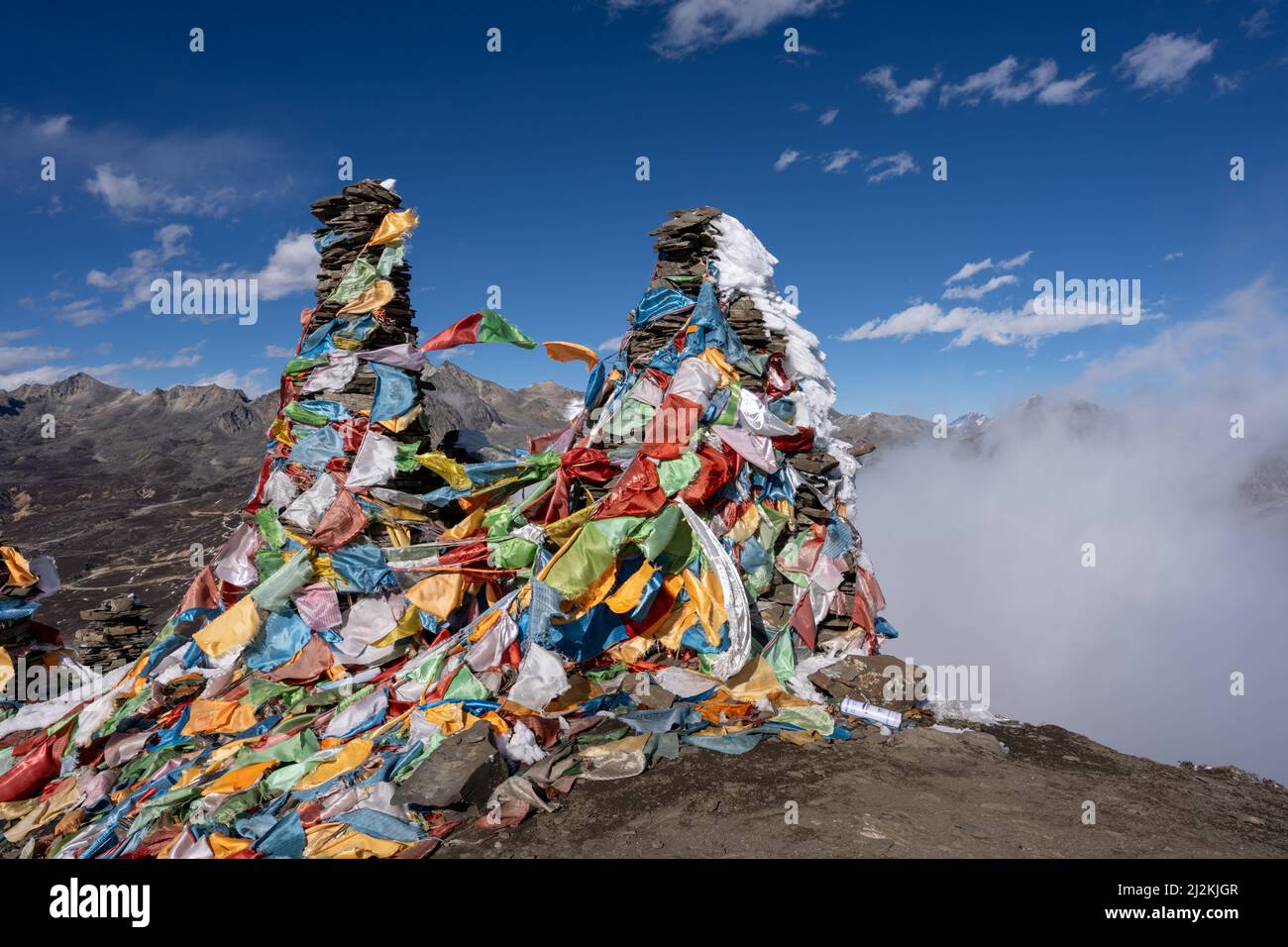 Top Of Mount Everest Trash
