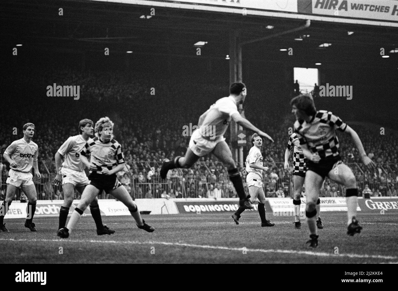 Manchester City 10-1 Huddersfield Town, League Division Two match held ...