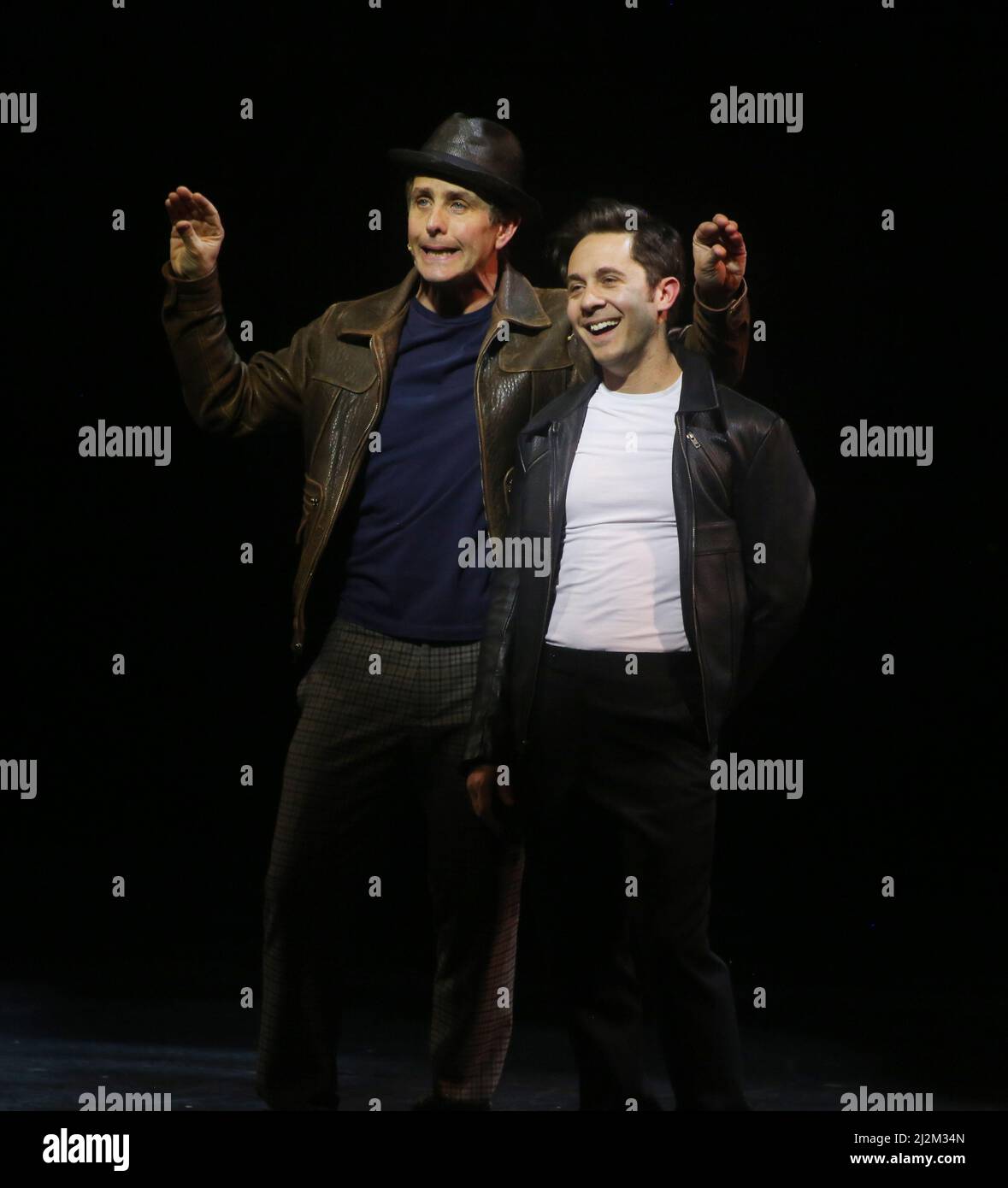 4/2/22 Paper Mill Playhouse, Millburn, NJ Joey McIntyre of New Kids on ...