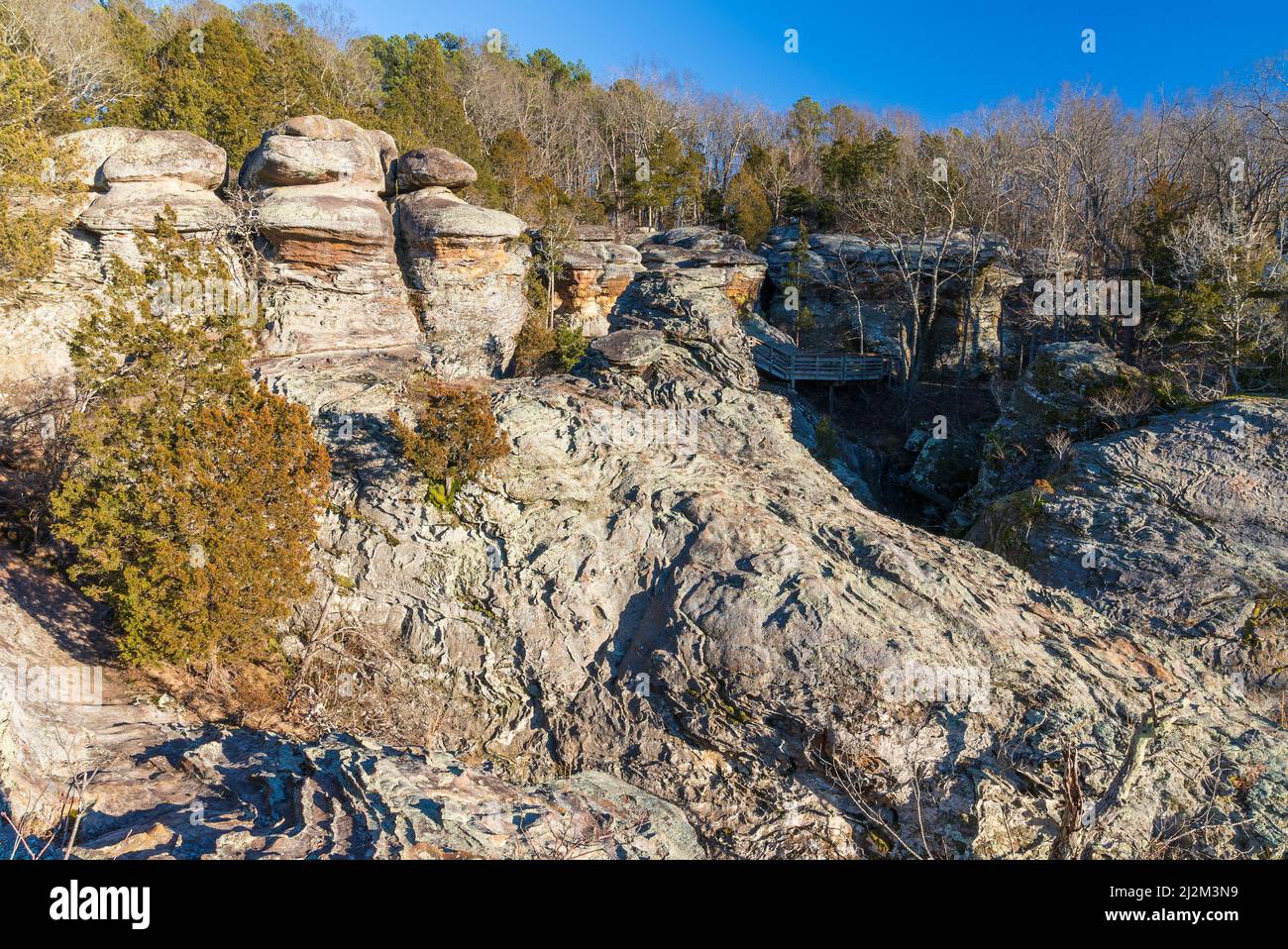 A view of the cliffs in Garden of the Gods, Shawnee National Forest ...